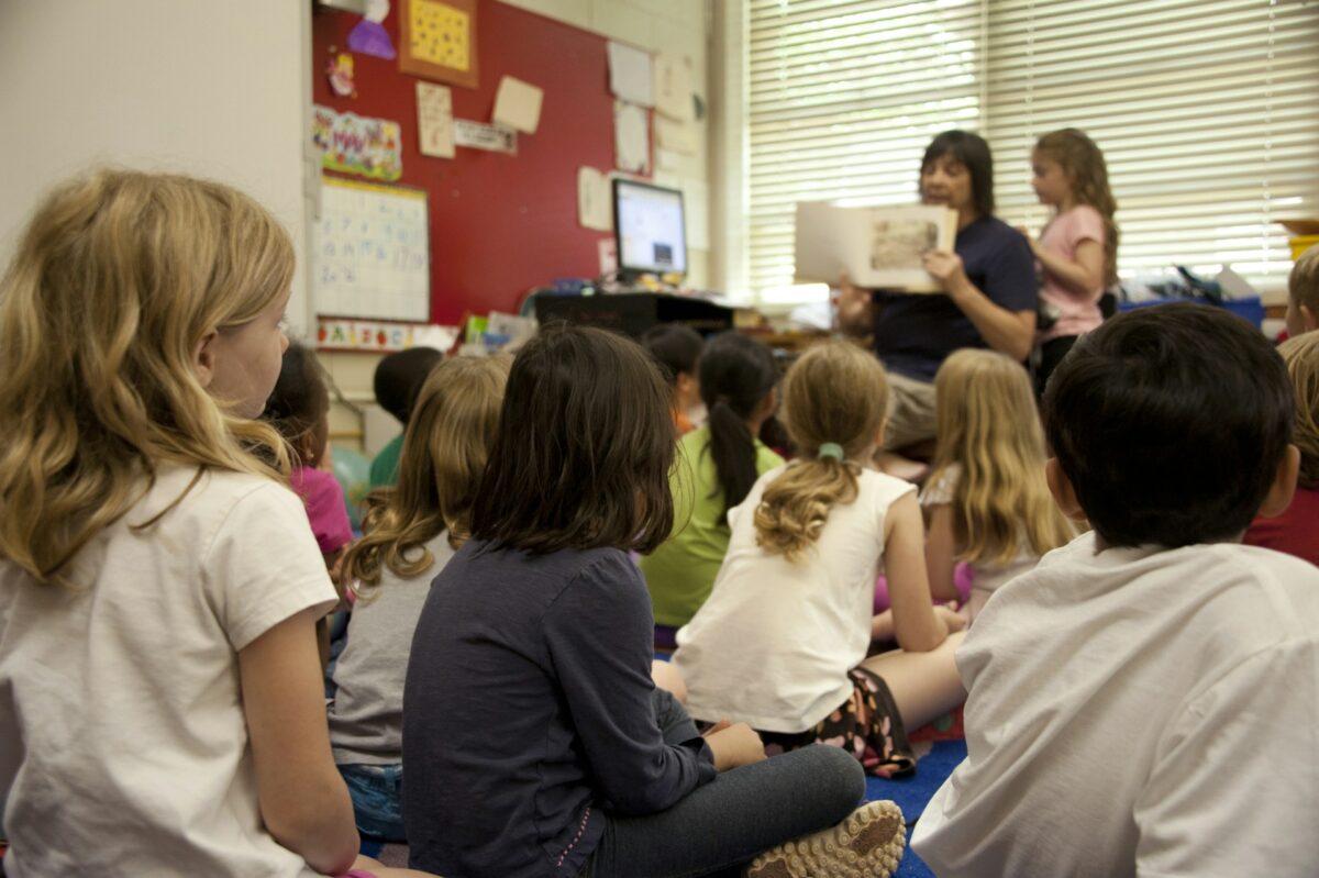 How to teach literacy in primary schools | LiteracyPlanet