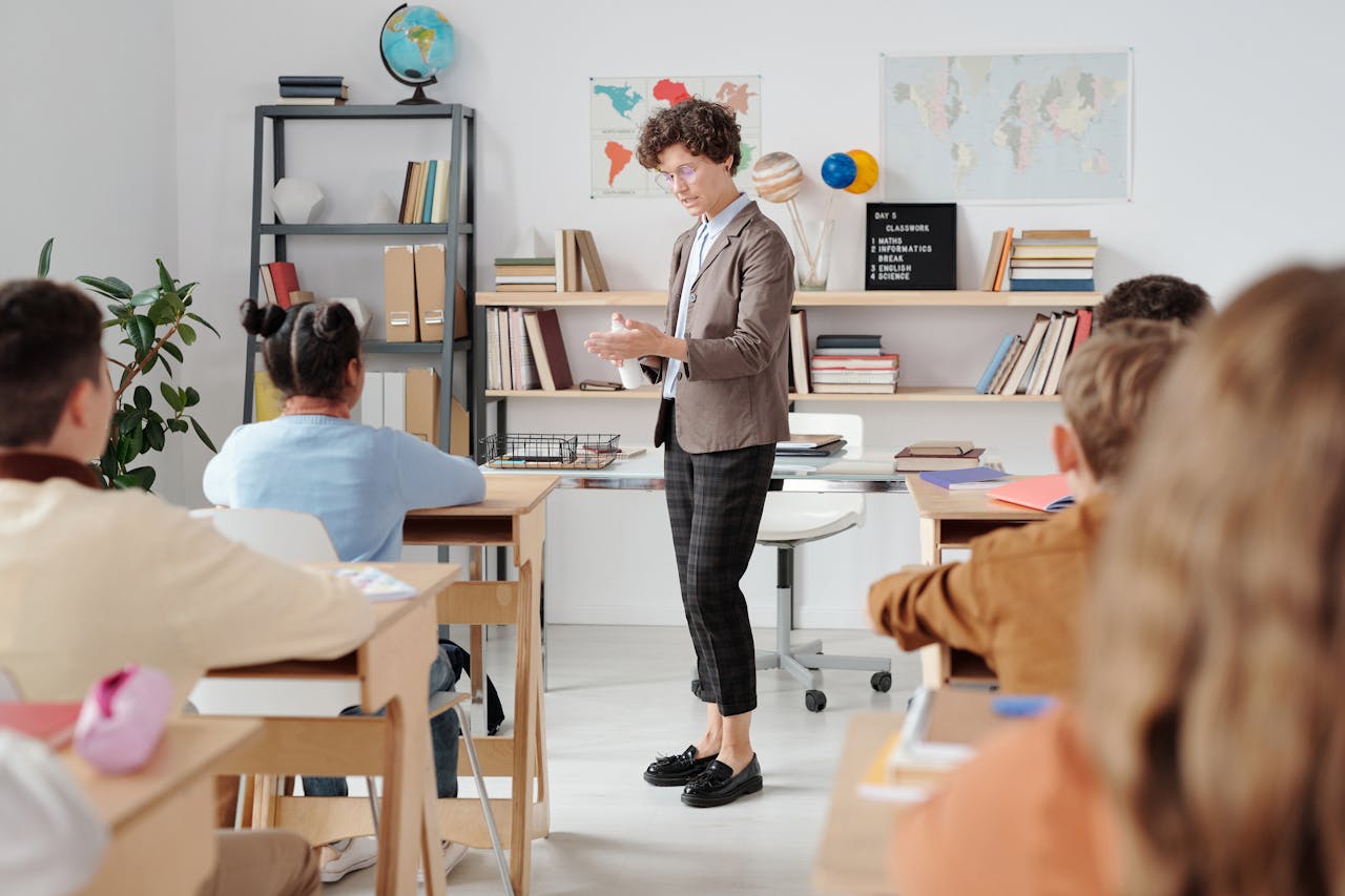 Real-Life Teaching Tips for New Educators | LiteracyPlanet